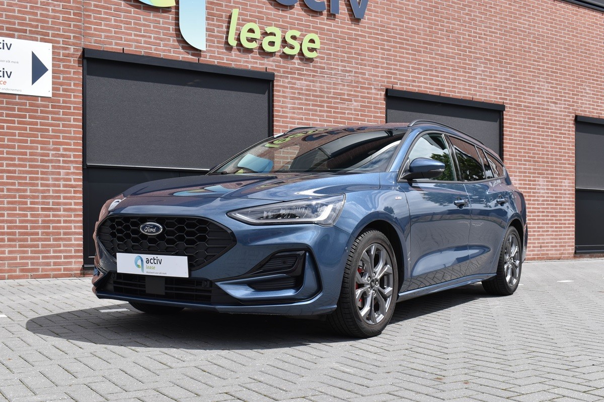 Ford Focus Wagon ST-Line Chrome Blue Shortlease vanaf € 825,- | ActivLease